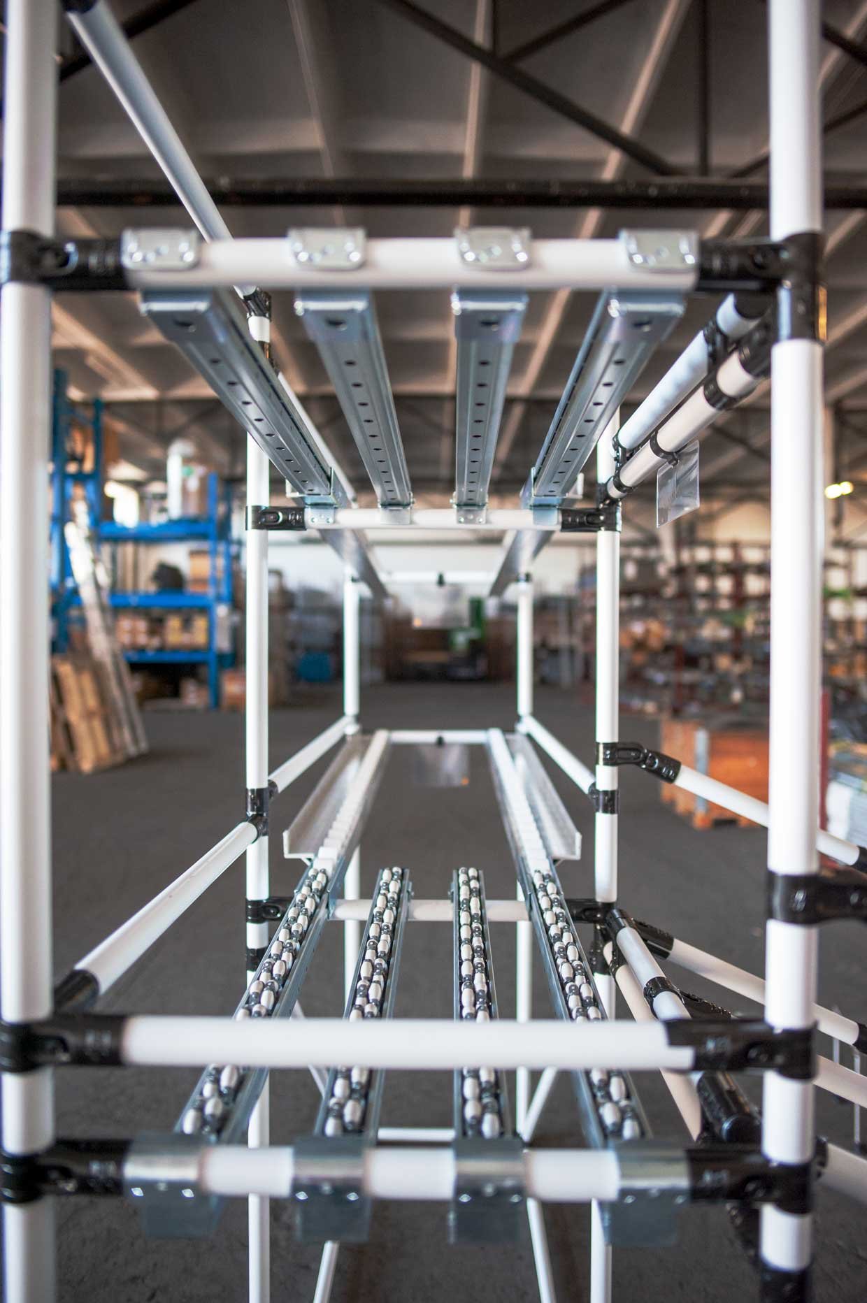 Steel pipe racking system for lean production| BeeWaTec