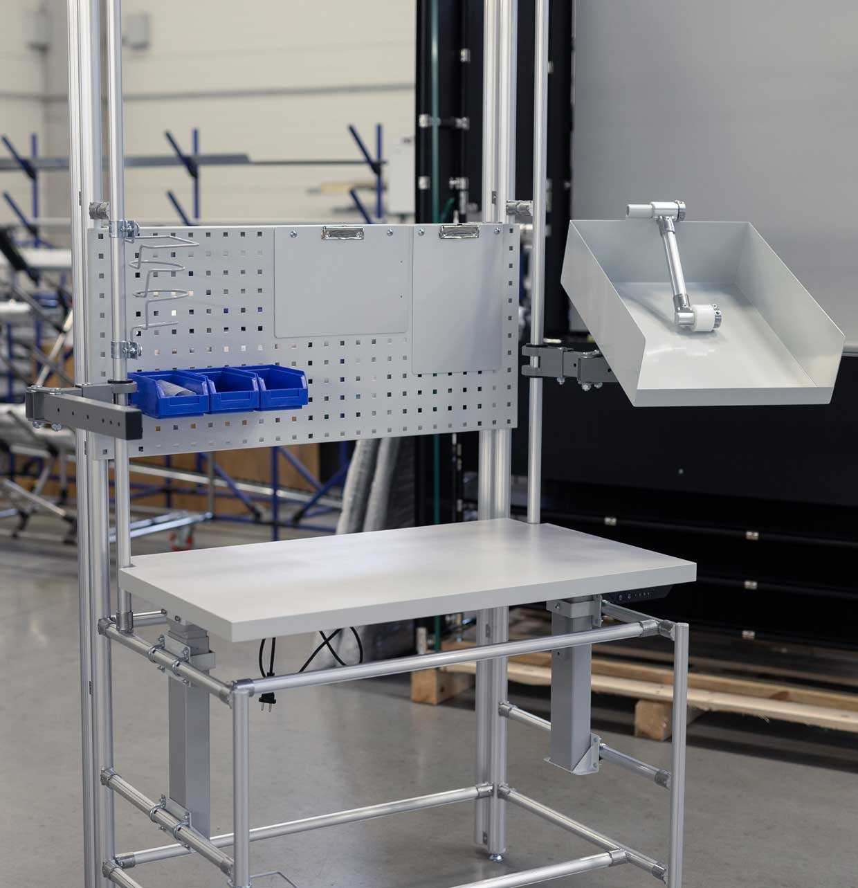 Industrial workstations systems | BeeWaTec