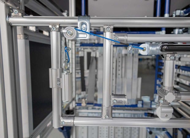 Karakuri for mechanical low cost automation | BeeWaTec
