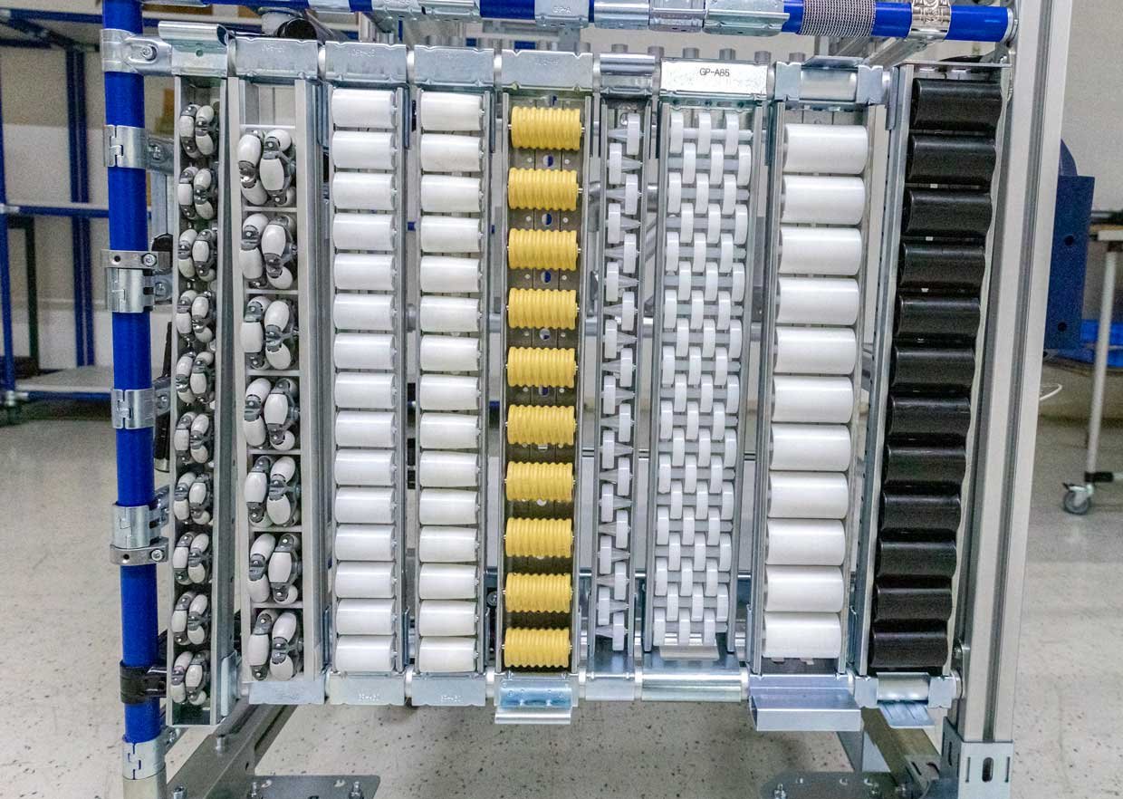 Roller tracks for optimum flow of goods | BeeWaTec